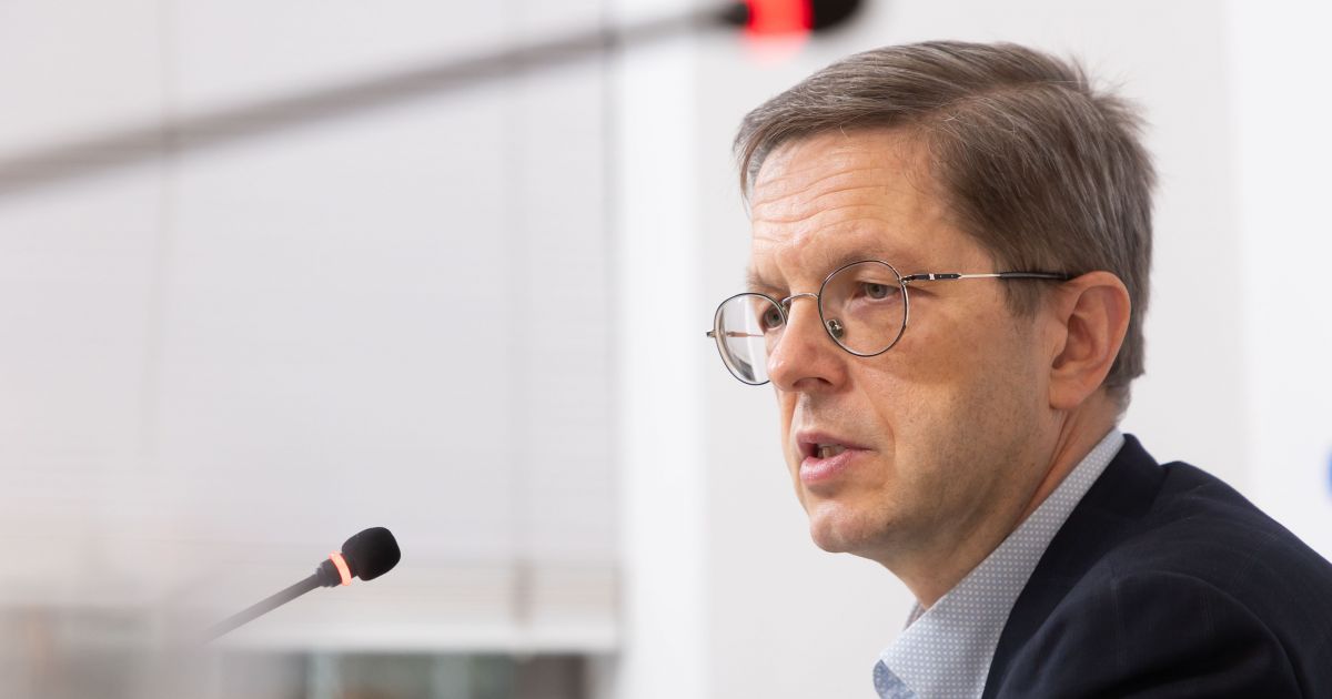 G.Sarafinas: švietime buvę valdantieji palieka minų lauką - Respublika ...