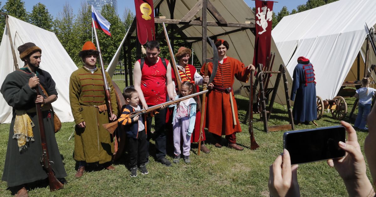 Dalis rusų pritartų branduolinio ginklo panaudojimui Ukrainoje ...