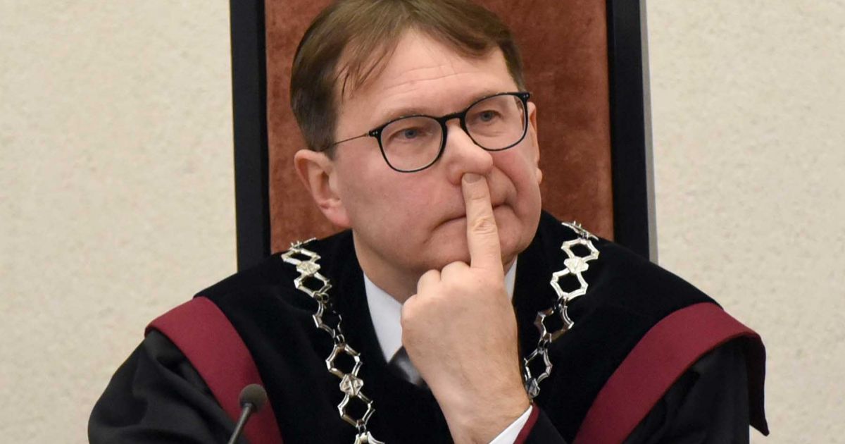 Algimantas RUSTEIKA: Iš Didvyrių Žemės Analų (savaitgalio feljetonas ...