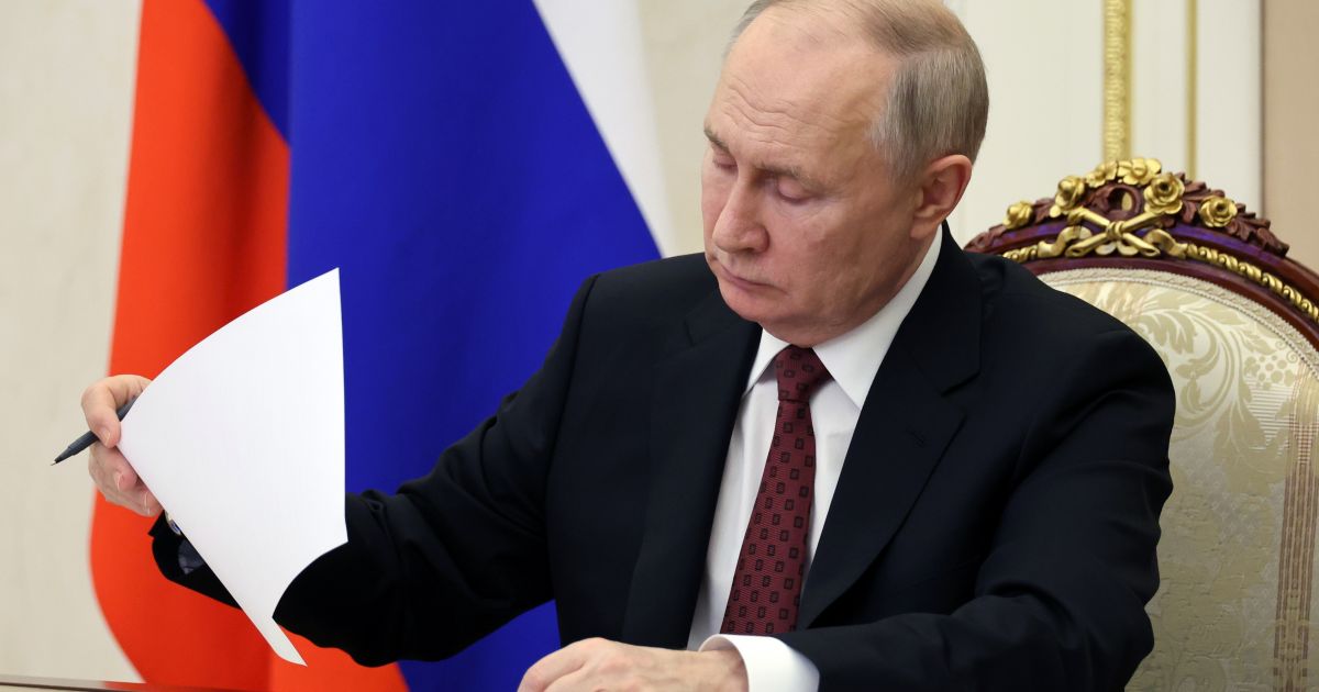 V.Putinas per 2024 m. rinkimus balotiruosis dar vienai kadencijai ...