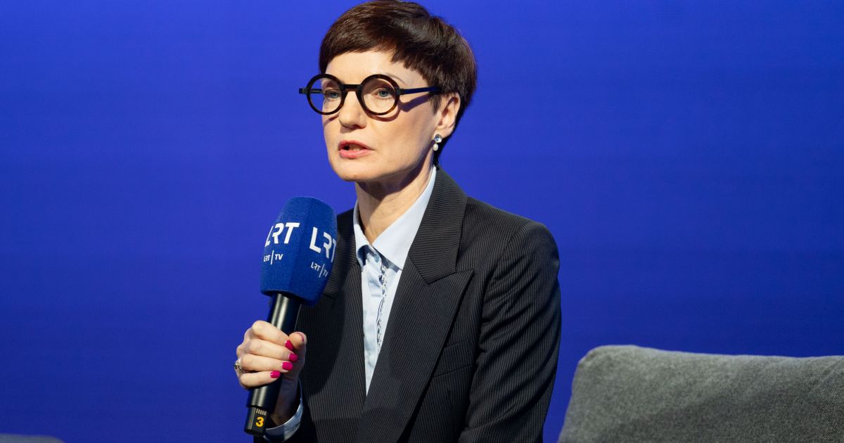 Pradžioje buvo žodis, o po jo Monika G.-B. ir vos ne pasaulinė isterija ...
