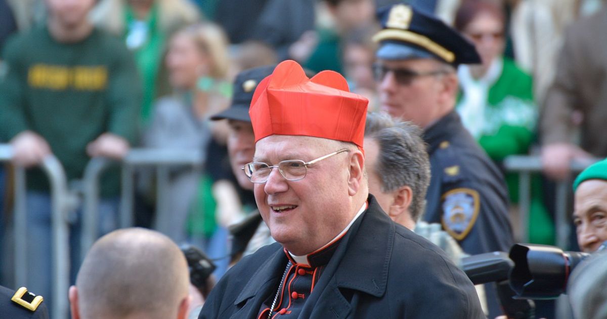 Arkivyskupas: naujasis popiežius galėtų sujungti trijų pastarųjų ...