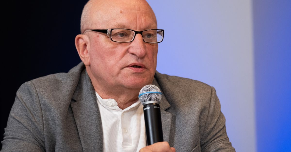 Algimantas RUSTEIKA: Šviesa tunelio gale? - Respublika.lt - Naujienų ir ...
