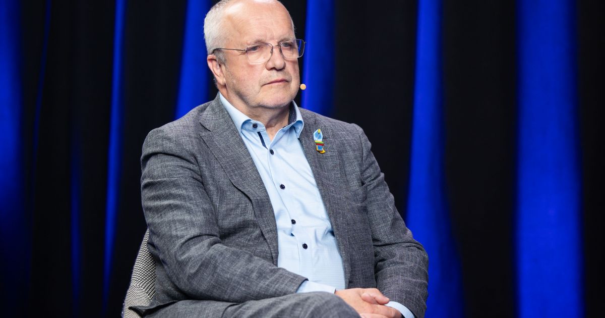 Premjero skandalų fone Juozas Olekas susitiko su Frederiku Jansonu ...