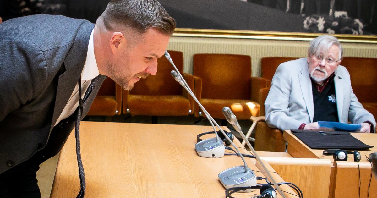 Algimantas RUSTEIKA: Politinės krizės spektaklis baigiasi - Respublika ...