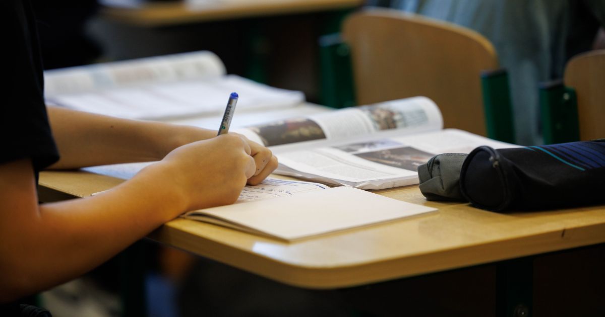 Konservatoriai net ir nebebūdami valdžioje pasisako už mokyklų ...